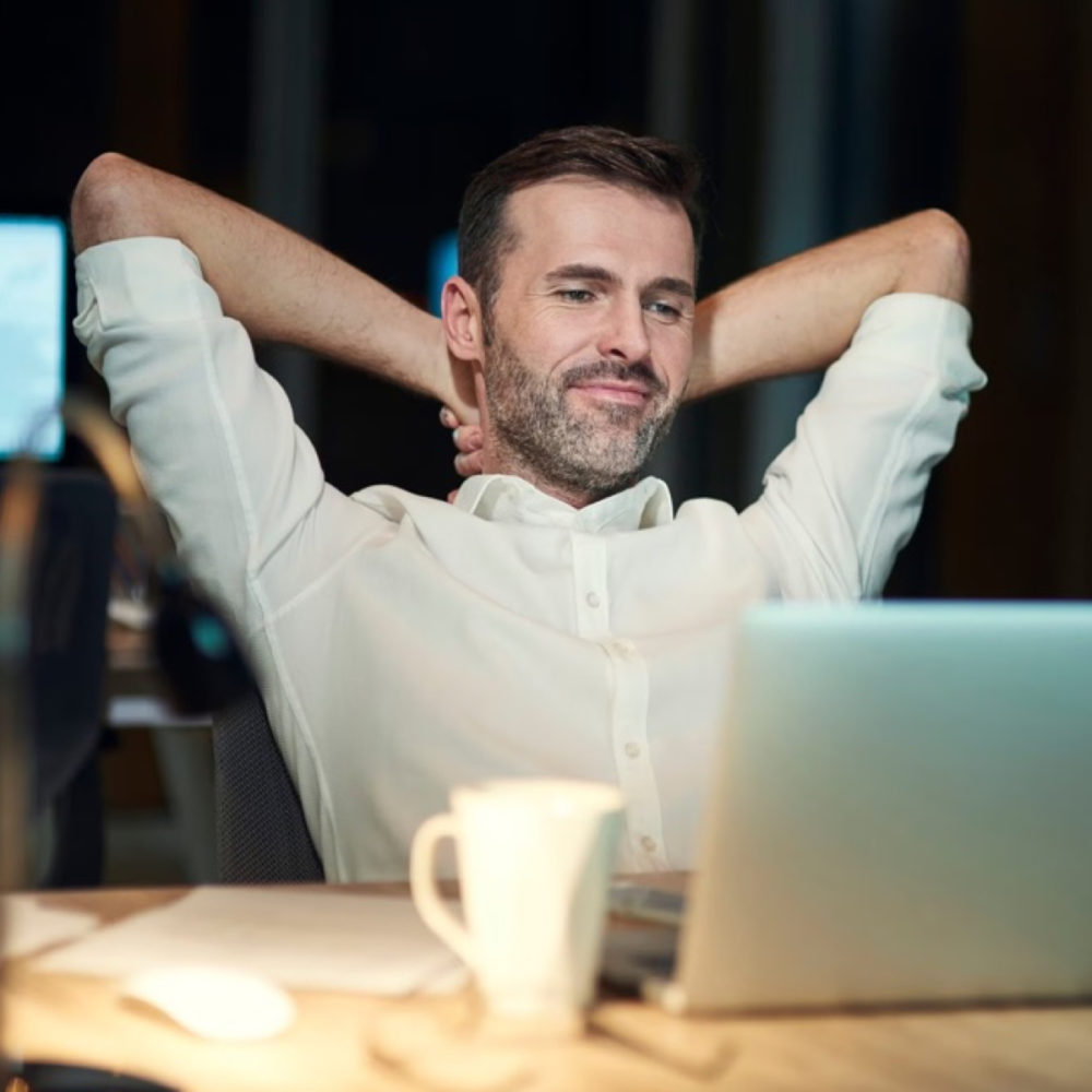 Working 6 Days a Week: Pros and Cons - ClockIt