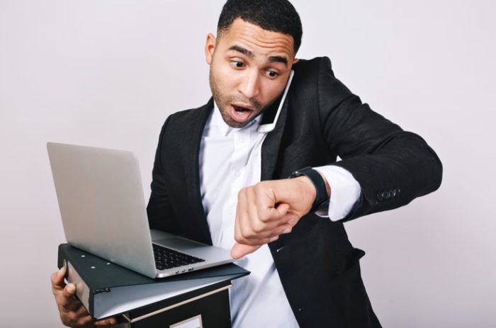 What Is a Full-Time Job? And How Many Hours a Week Is That? - ClockIt